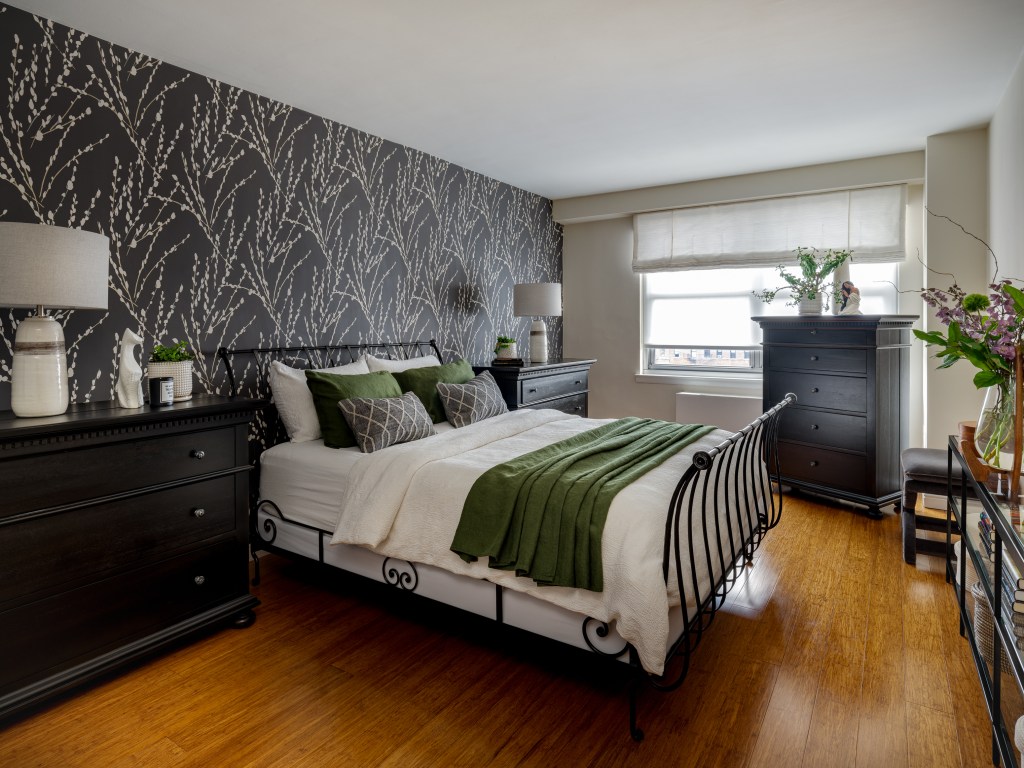 Kensington, NY – Main Bedroom – B R Nelson Designs LLC